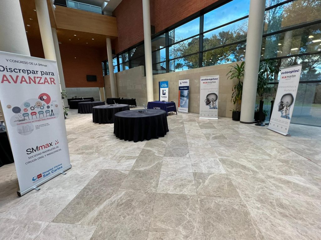 Distractor intraoral KLS Martin en el tratamiento de la Hipoplasia ...